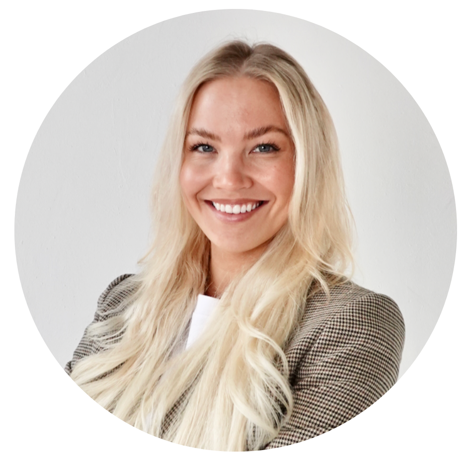 Canva Portfolio – Laura | UGC Coach